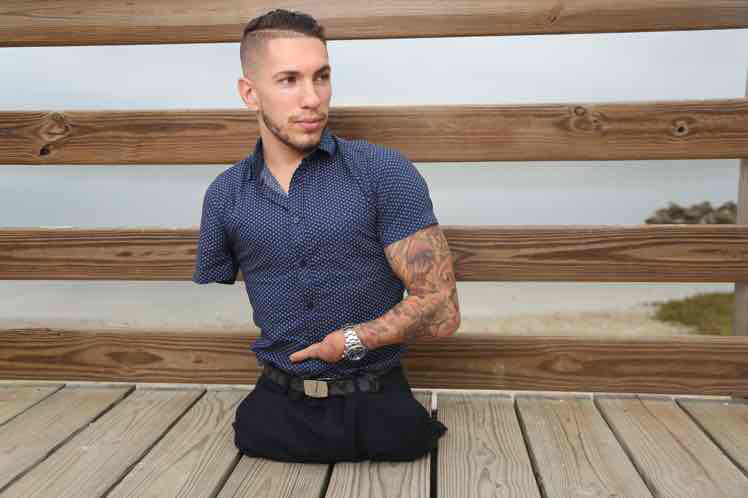 Cameo - Nick Santonastasso