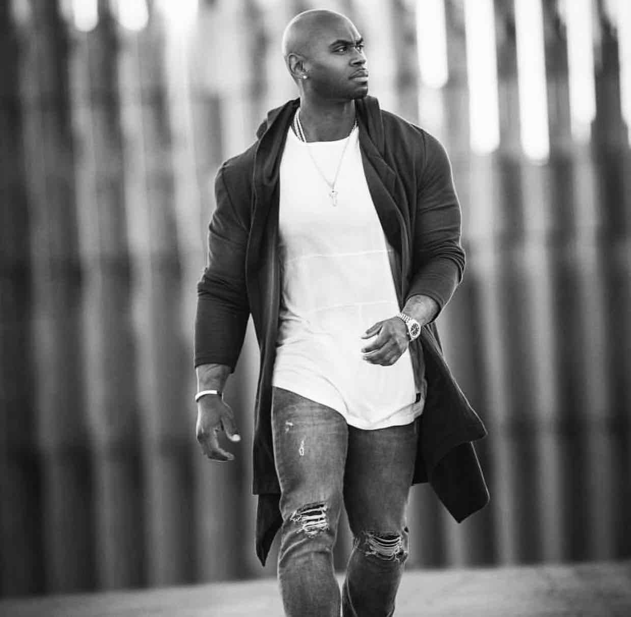 Cameo - Corey Calliet