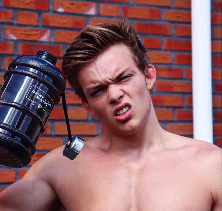 Cameo - Stan Browney