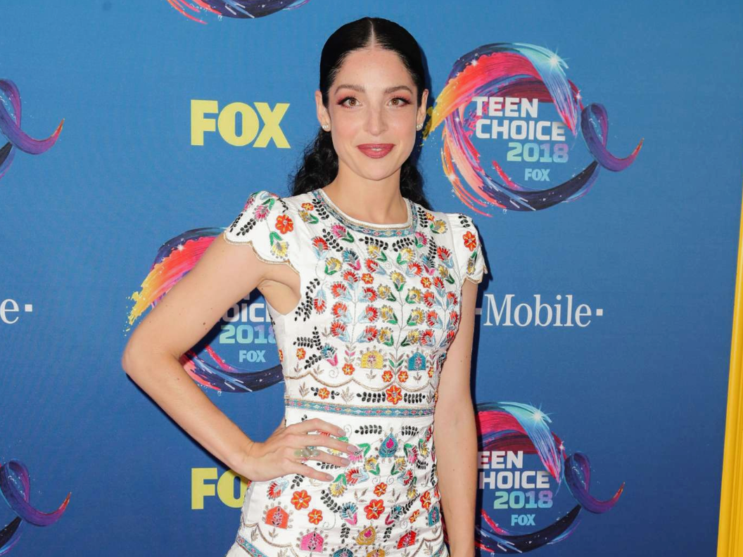 Cameo - Anna Hopkins